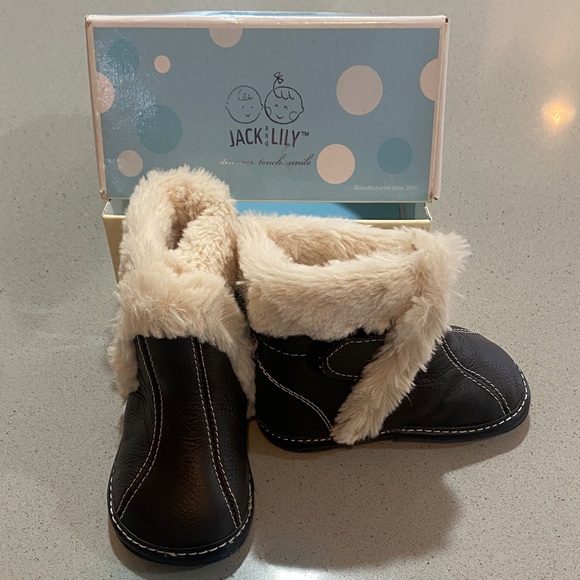 Jack And Lily | Shoes | Jack Lily Black Boots With Cream Fur For Kids ...